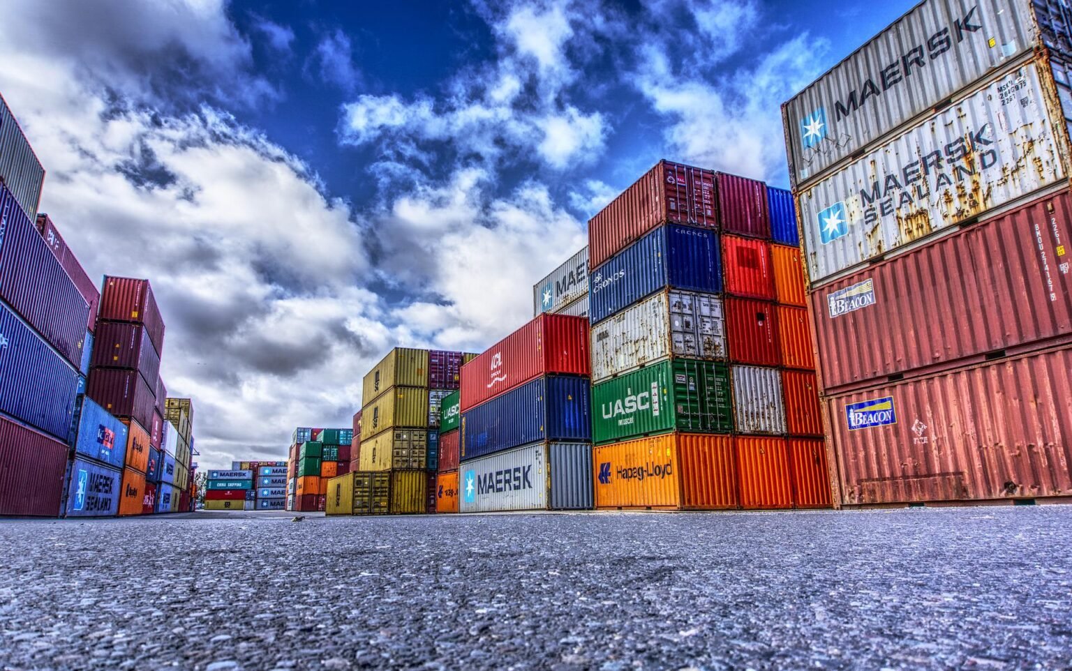 Tout savoir sur les documents de transport maritime